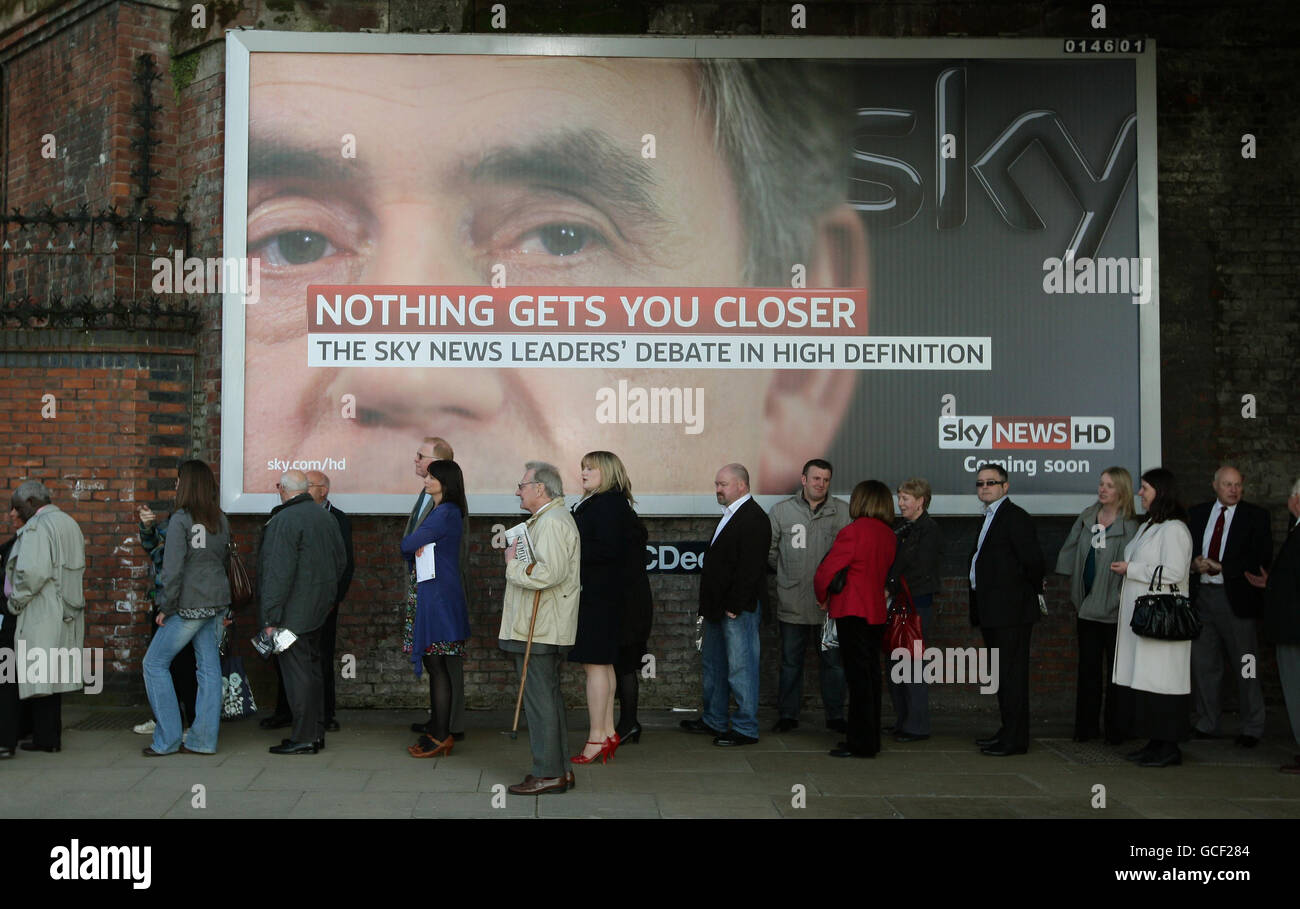 2010 General Election campaign Apr 15th Stock Photo - Alamy