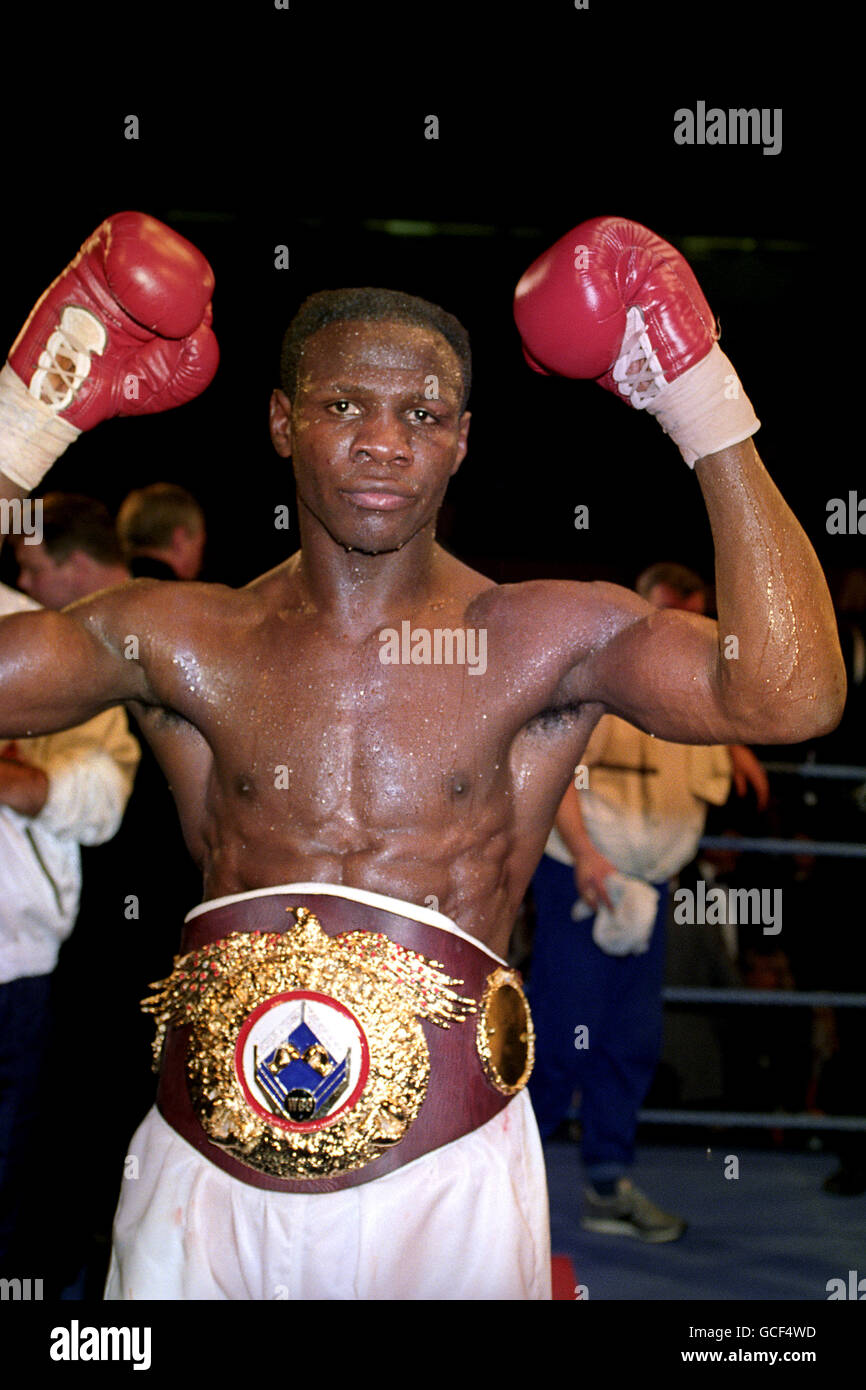 Boxing Wbo Middleweight Title Chris Stock Photos & Boxing Wbo ...