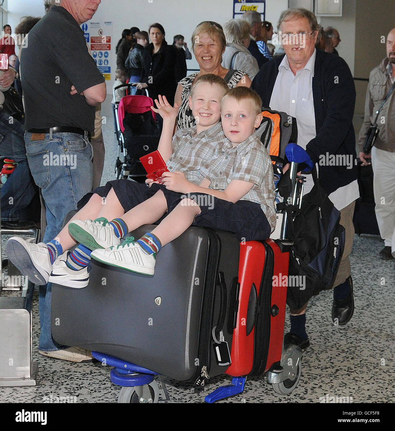 Louise and Derrick Bromley from Sutton Coldfield with their ...
