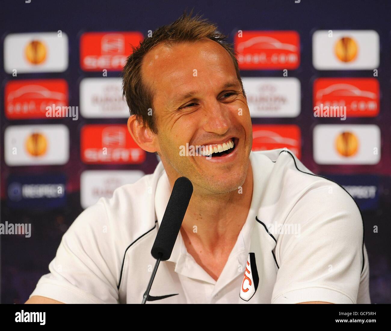 Fulham goalkeeper Mark Schwarzer during the press conference Stock ...