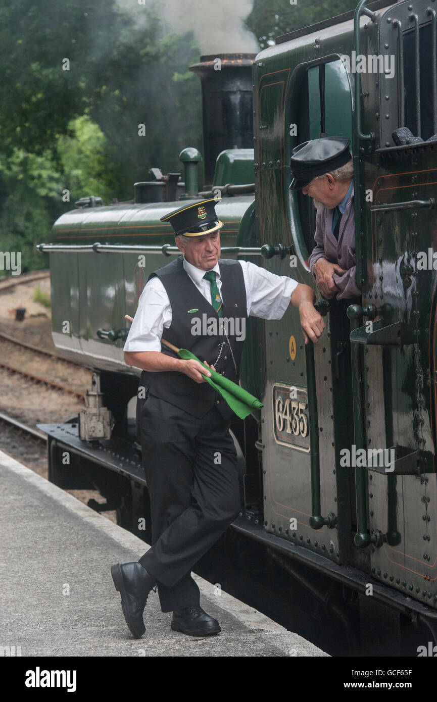 A traditional steam train in the Cornish countryside Stock Photo - Alamy