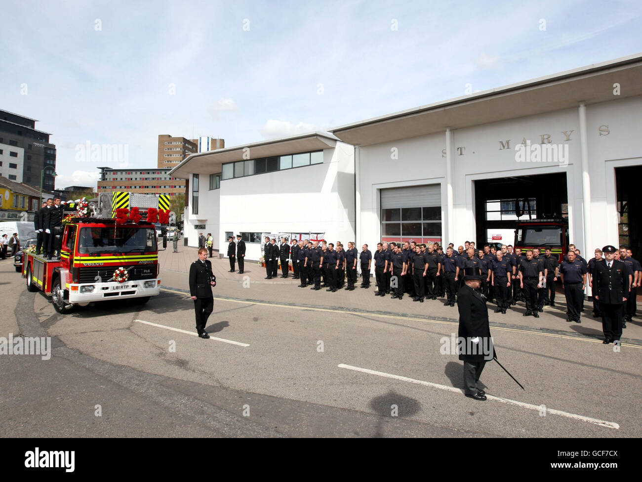 Funeral for firefighter Alan Bannon Stock Photo - Alamy