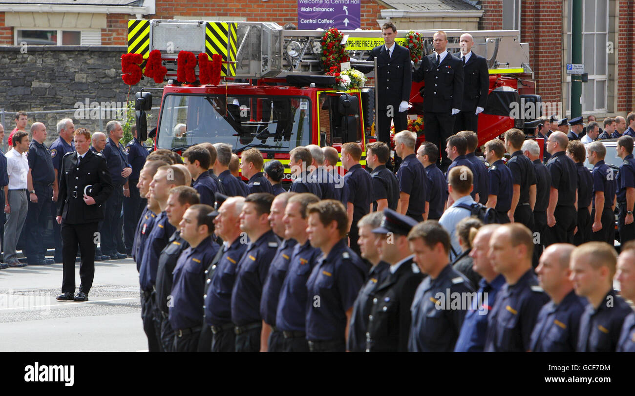 Funeral for firefighter Alan Bannon Stock Photo - Alamy