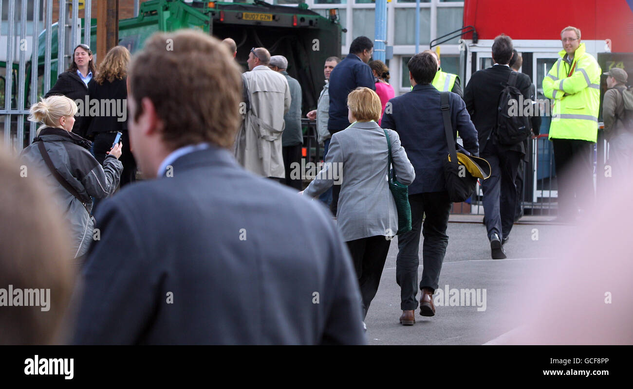 Green party campaign poster launch hi-res stock photography and images ...