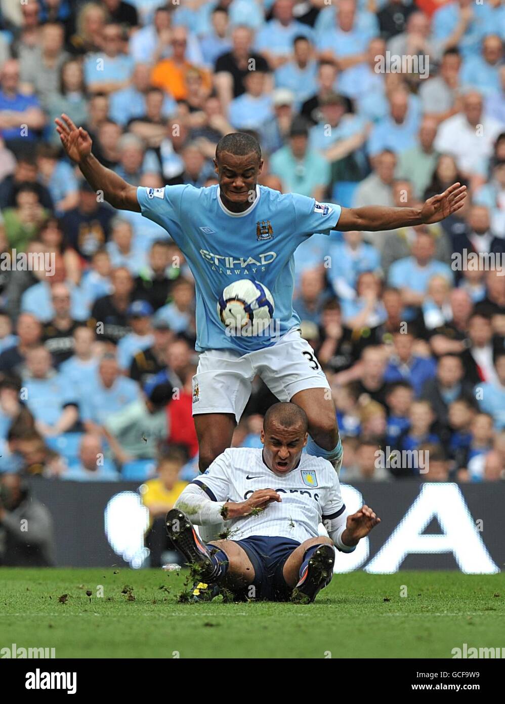 The manchester city full back hi-res stock photography and images - Alamy