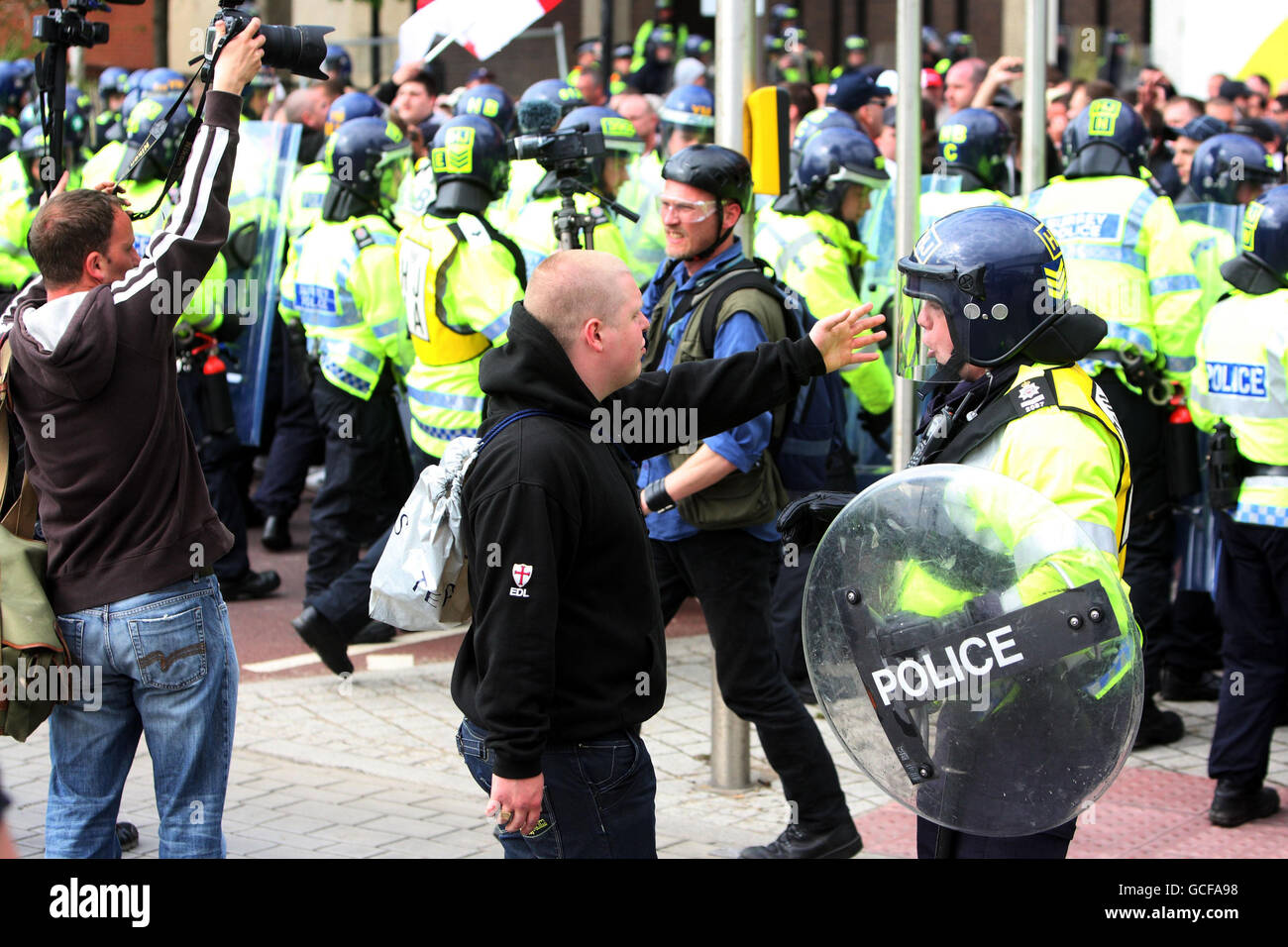 Edl fight hi-res stock photography and images - Alamy