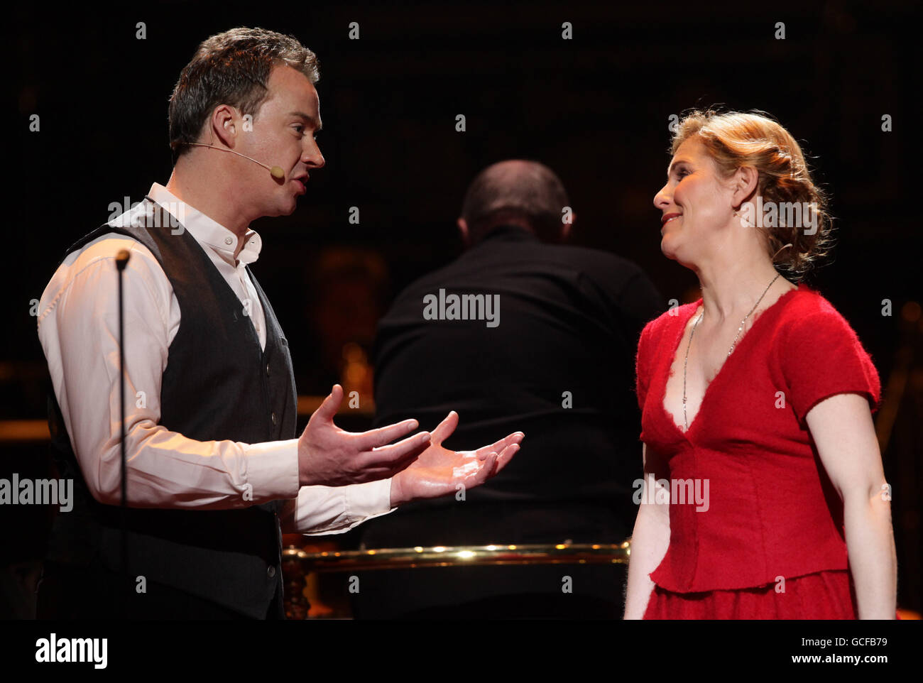 Russell Watson and Helen Sjoholm - London Stock Photo - Alamy Russell Watson and Helen Sjoholm - London Stock Photo - Alamy