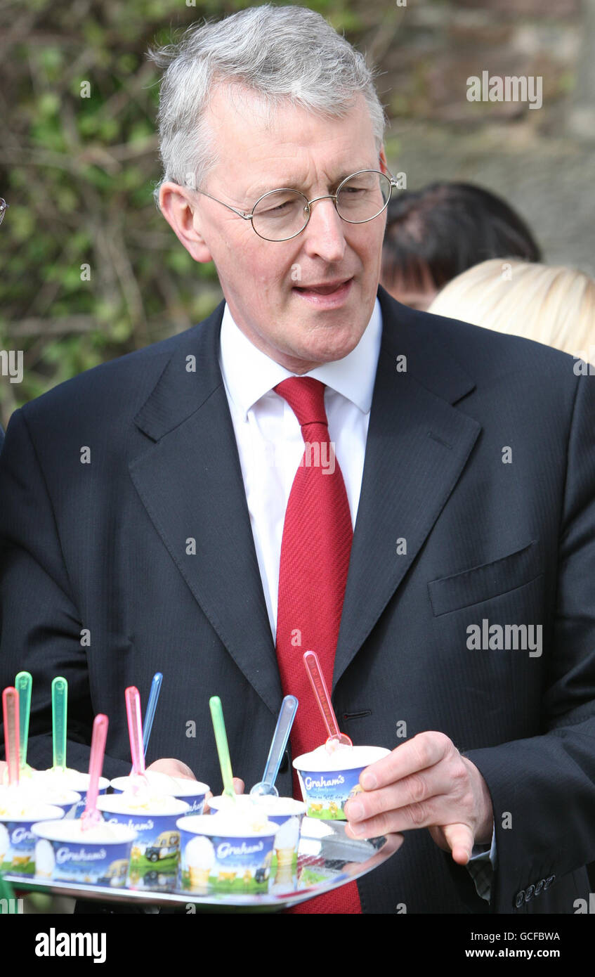 2010 General Election campaign Apr 14th Stock Photo - Alamy