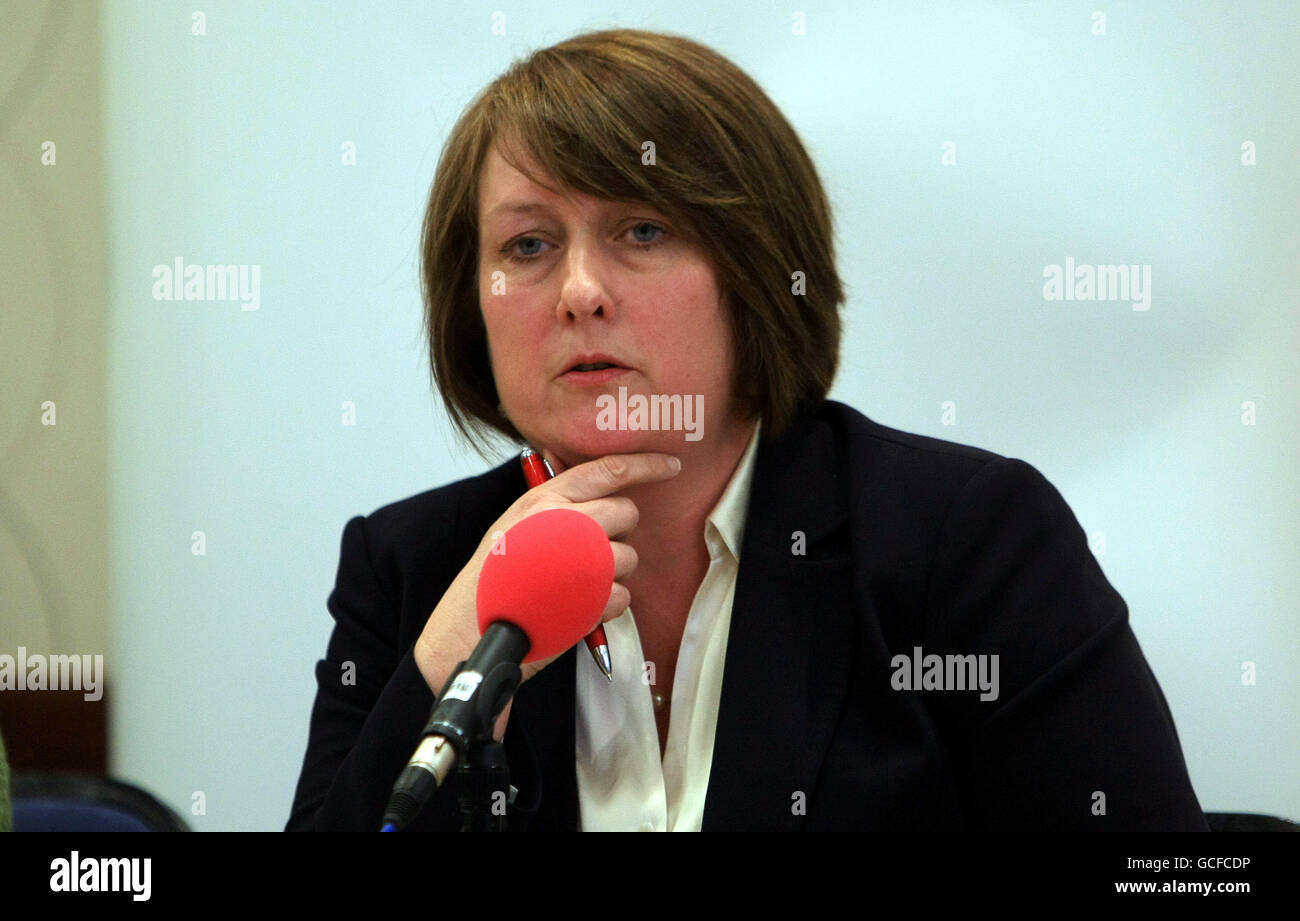 2010 general election campaign apr 14th hi-res stock photography and ...