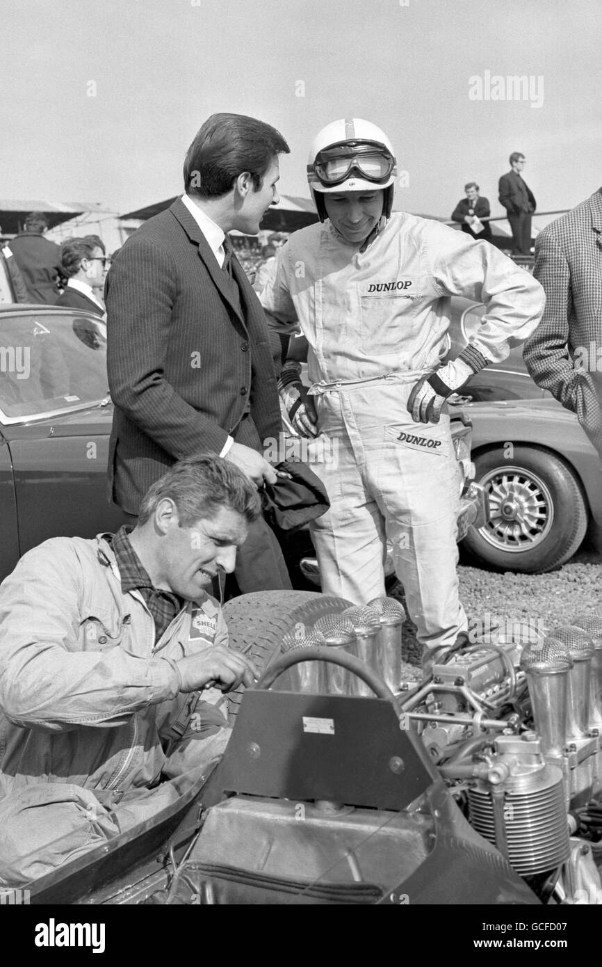 Formula 1 racing cars Black and White Stock Photos & Images - Alamy