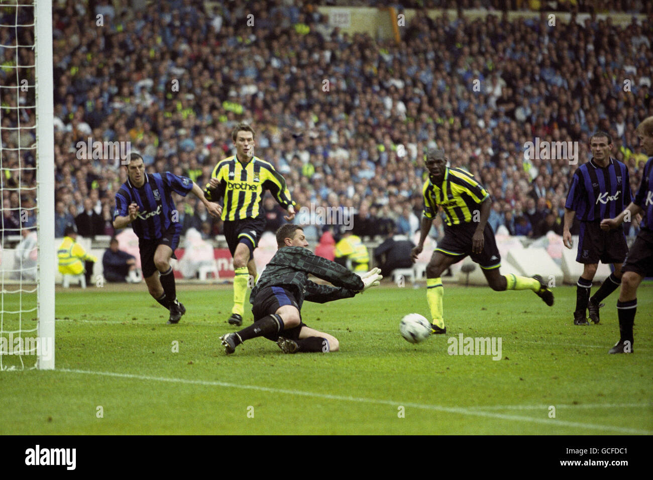 Gillingham goalkeeper vince bartram in action l r barry ashby ...