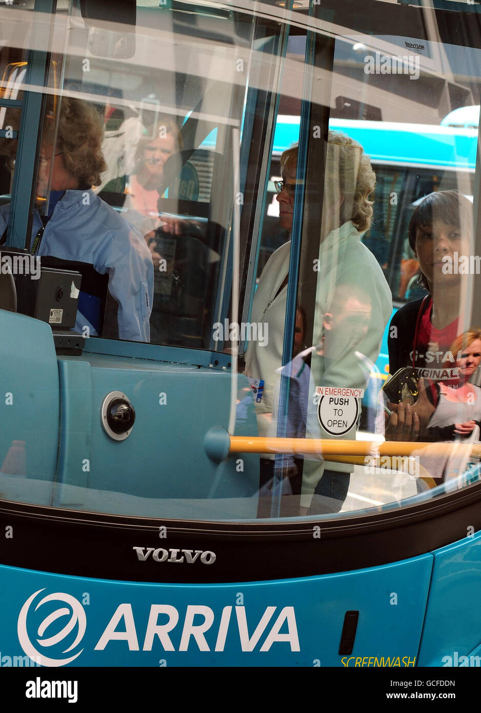 Arriva bus derby hi-res stock photography and images - Alamy