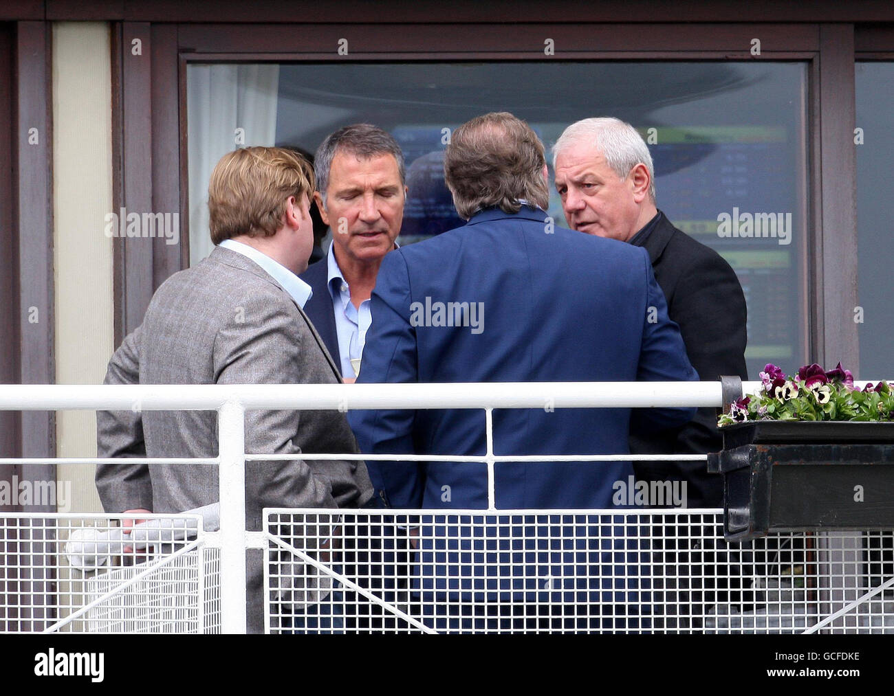 Souness walter smith right stan james perth festival perth racecourse ...
