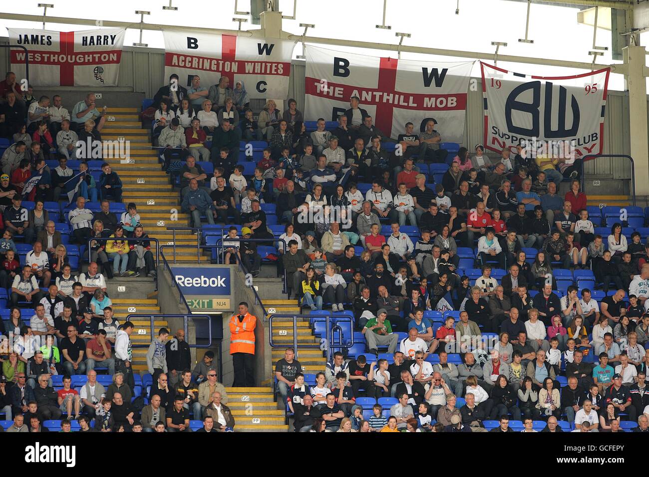 Bolton Wanderers fans cheer on their side in the stands Stock Photo - Alamy