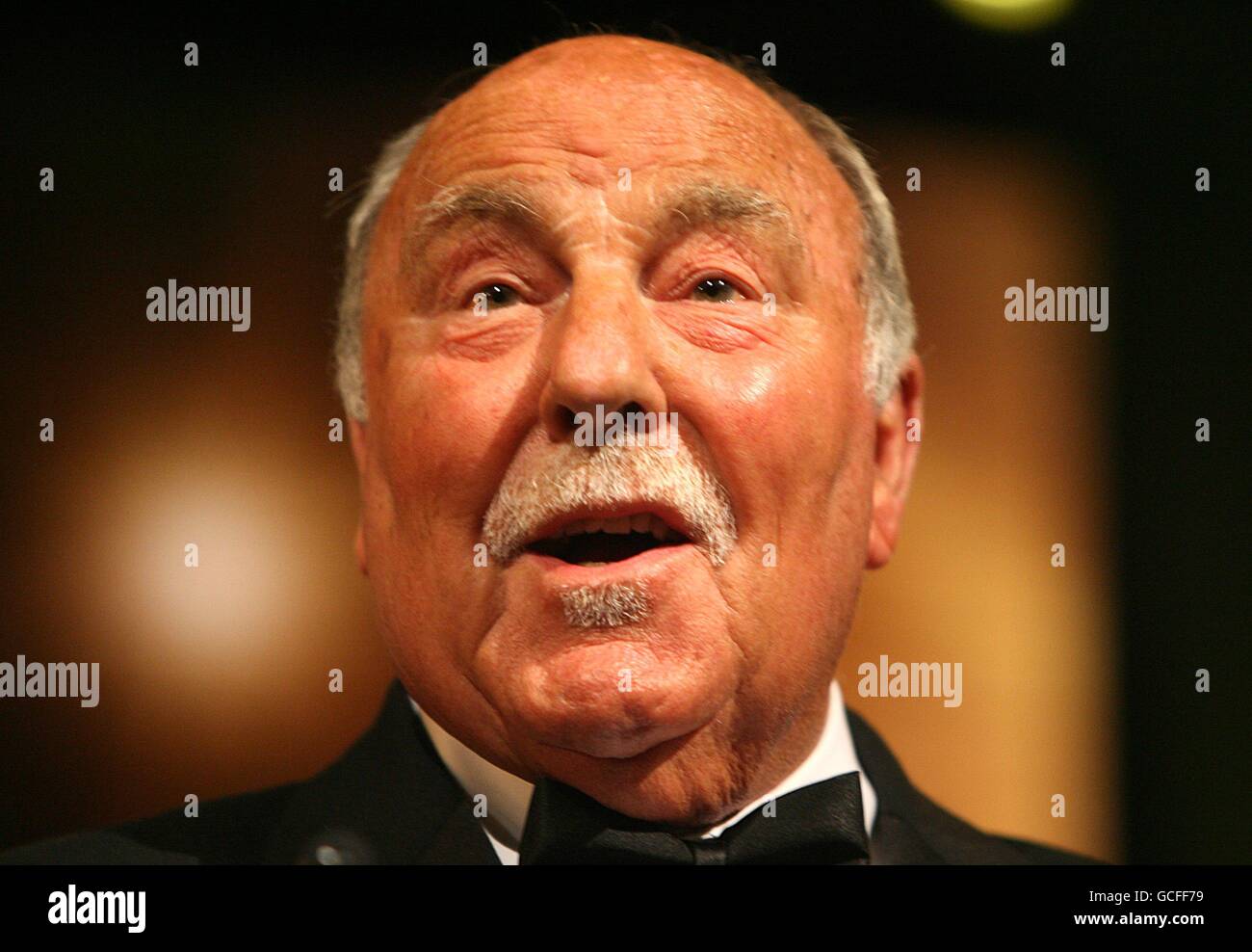 Jimmy greaves pfa player year awards grosvenor house hotel hi-res stock ...