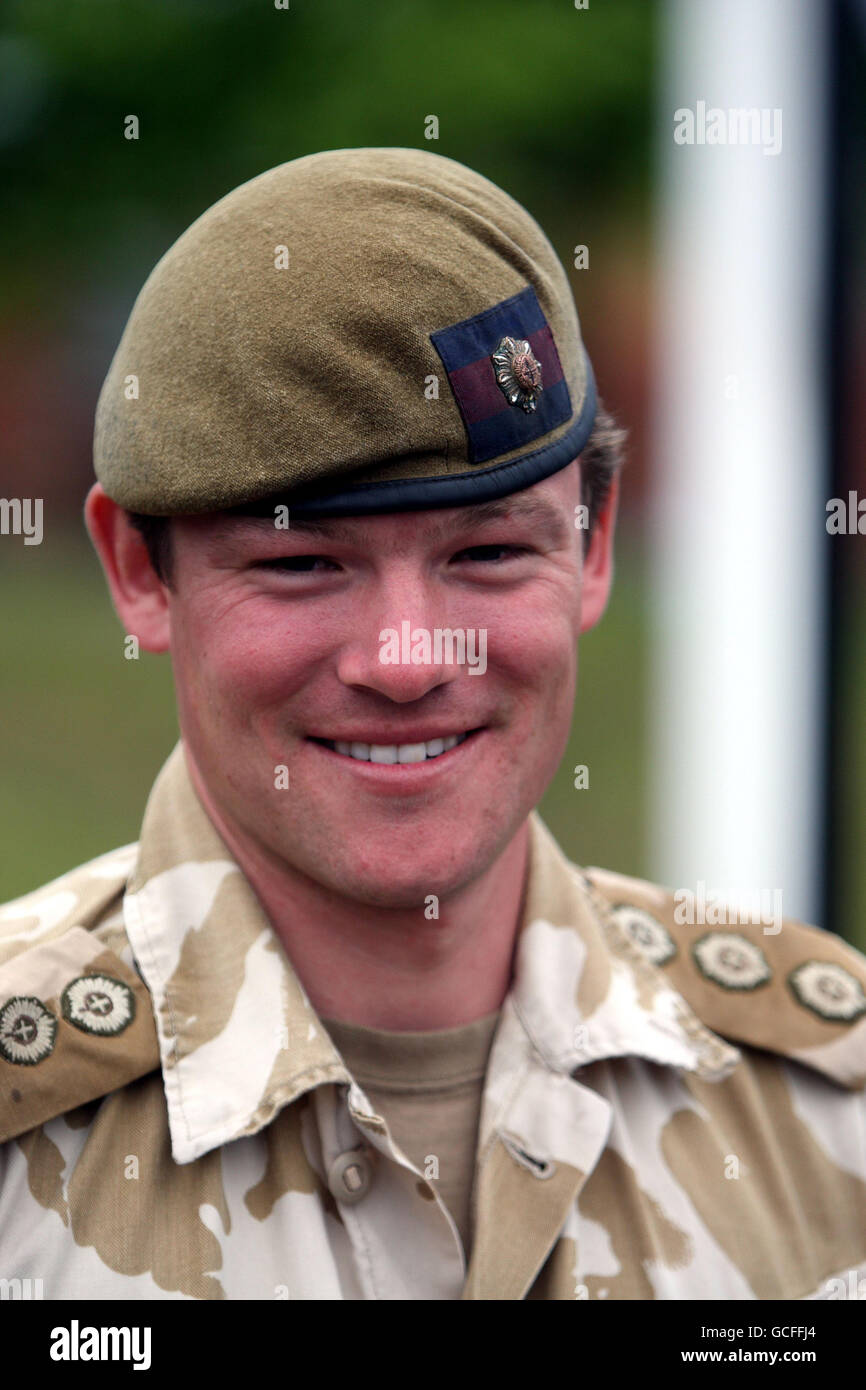 Soldiers return home from Afghanistan Stock Photo - Alamy