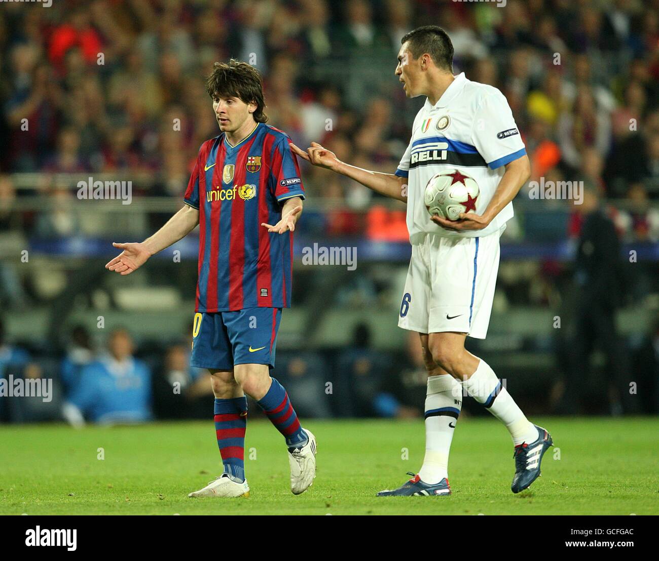 Barcelonas lionel messi inter milans hi-res stock photography and ...