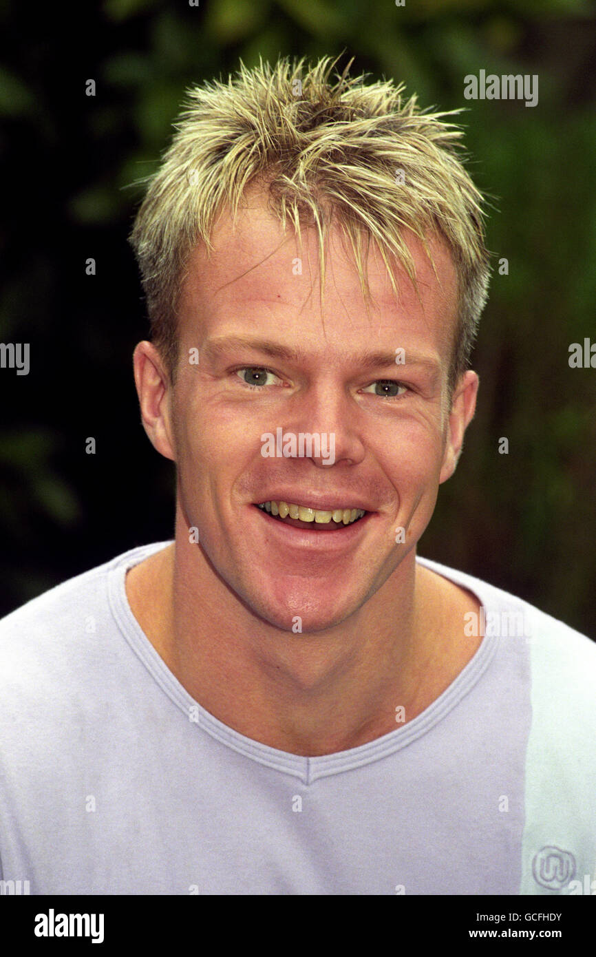 S smart tvs hi-res stock photography and images - Alamy