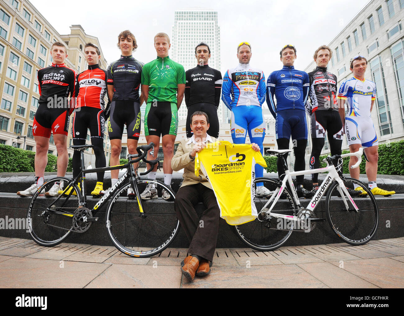 Halfords tour series hi-res stock photography and images - Alamy