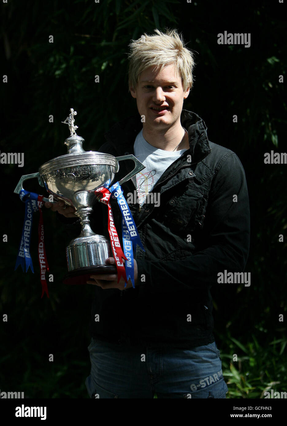 Snooker - Neil Robertson Photocall - Murcure Hotel Stock Photo - Alamy