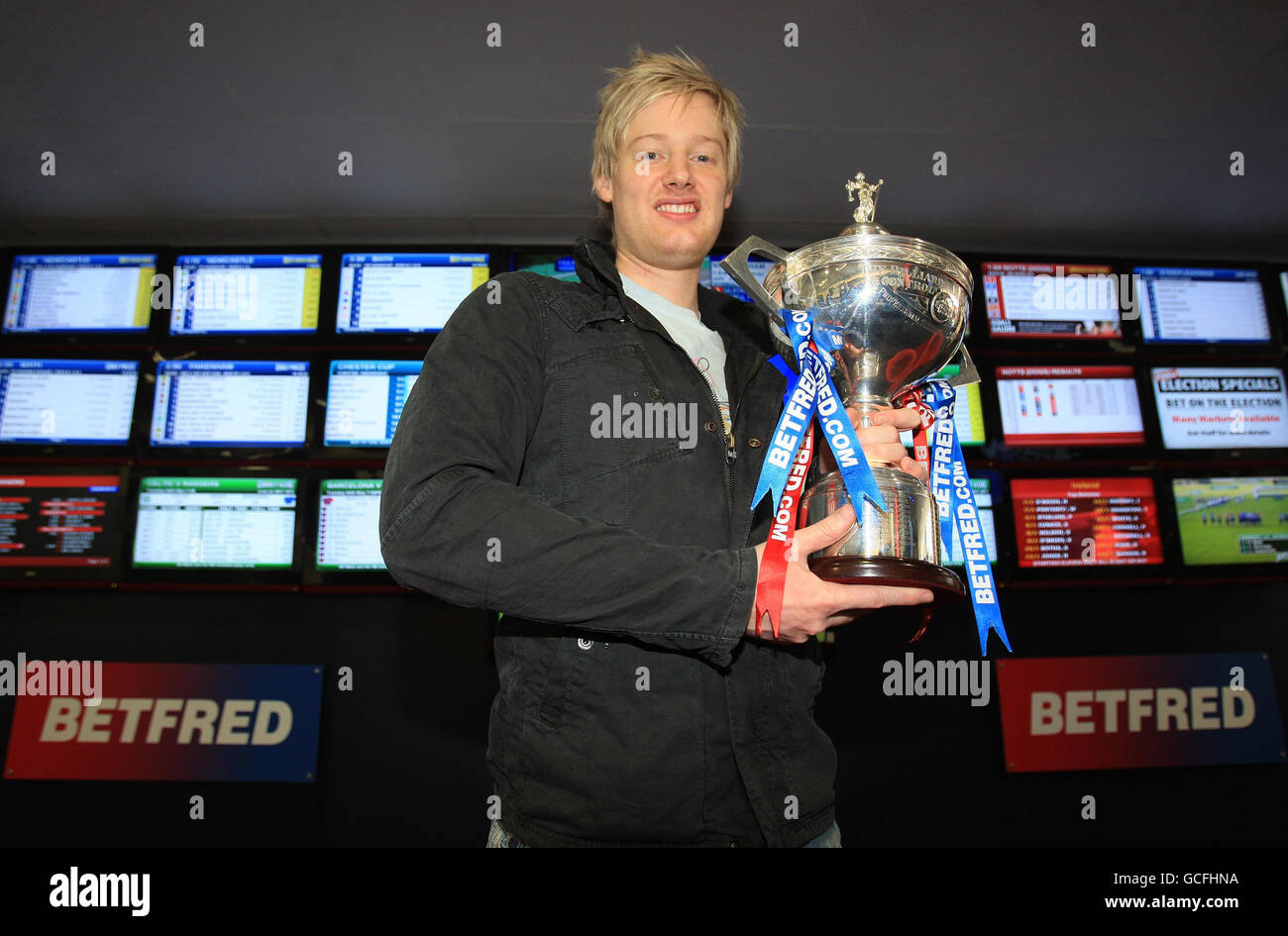 2010 Betfred.com World Snooker champion Neil Robertson poses with the ...