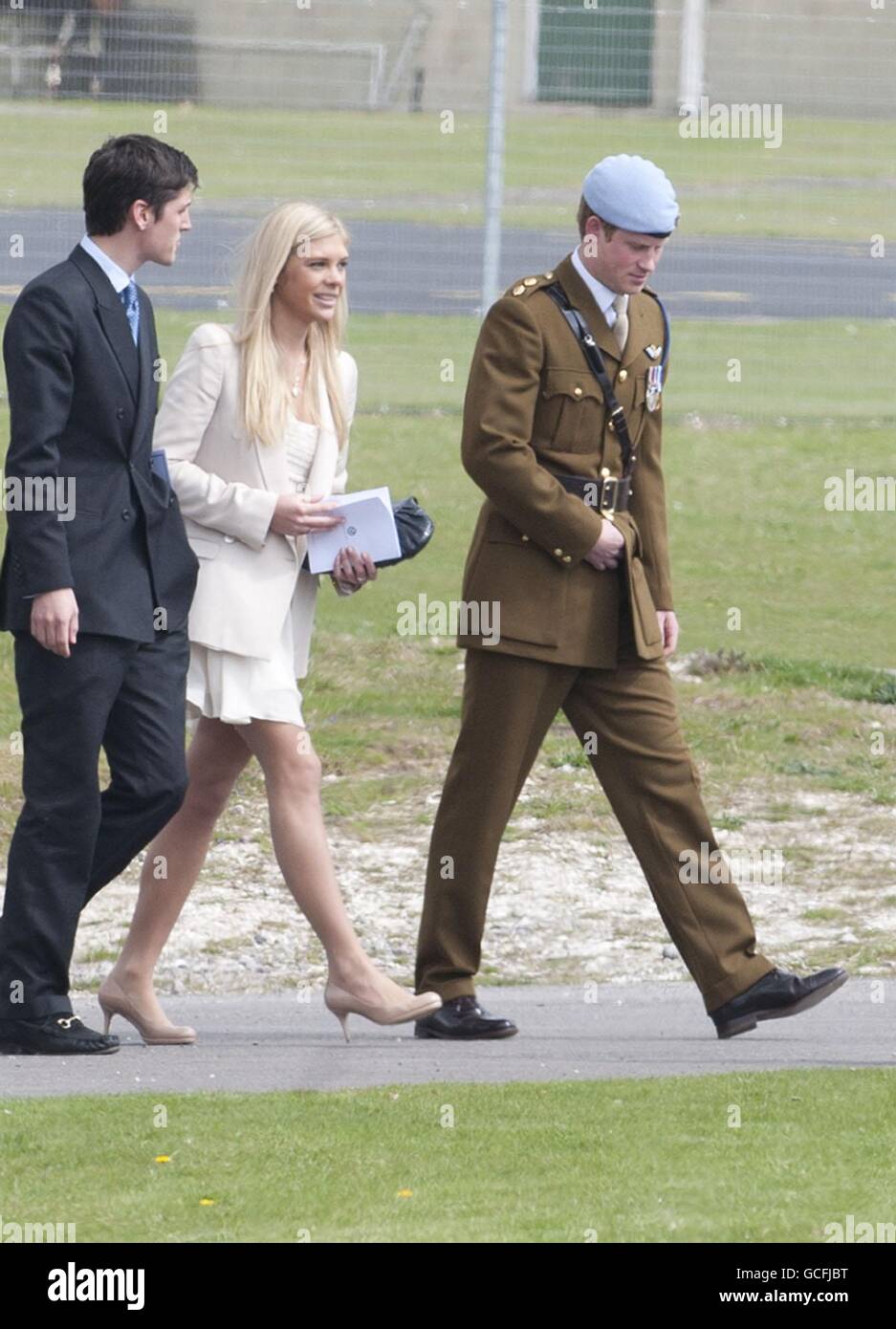 Full length royal royalty uniform beret cap walking mangsk hi-res stock ...