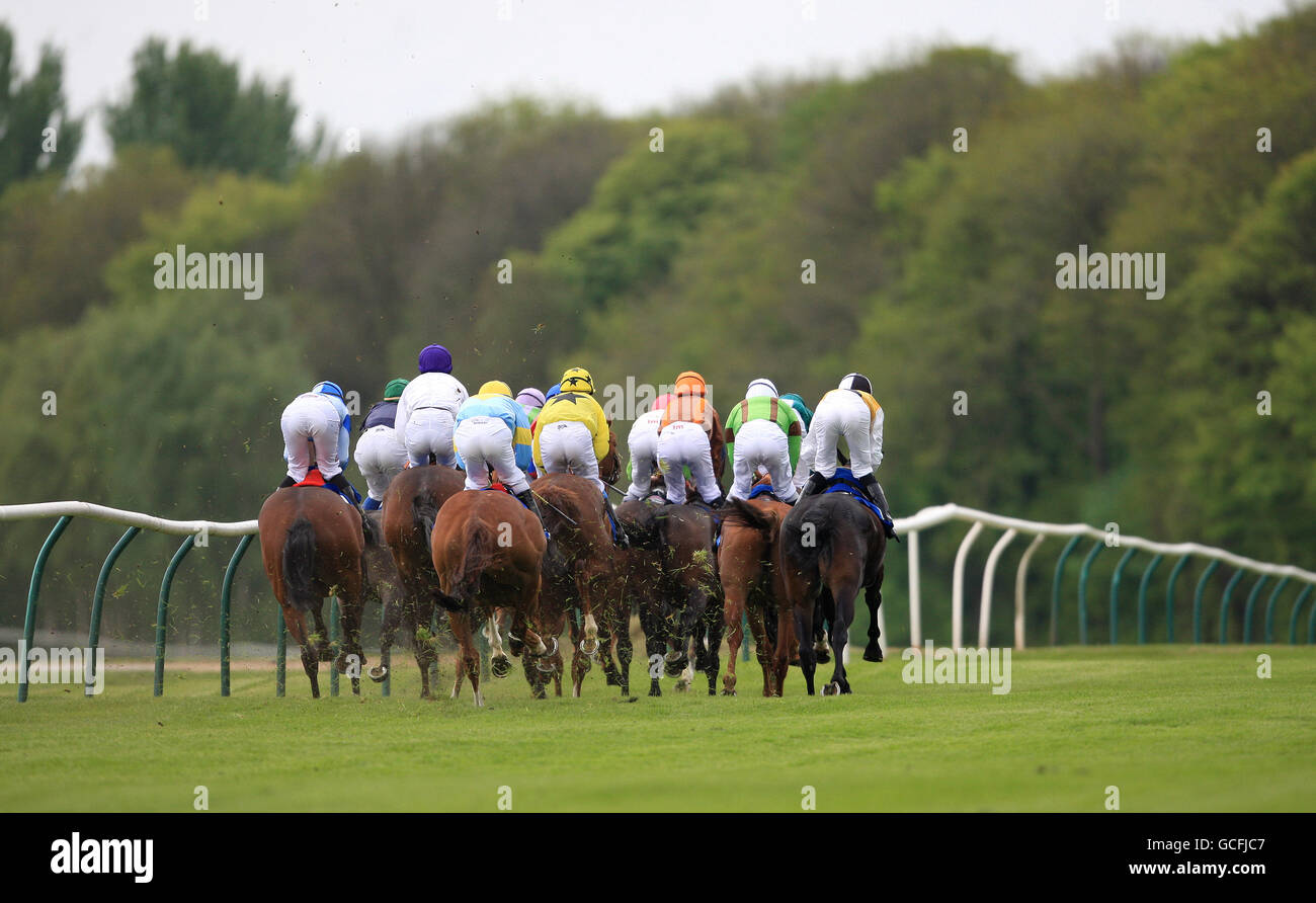 Horse Racing - Nottingham Racecourse Stock Photo - Alamy