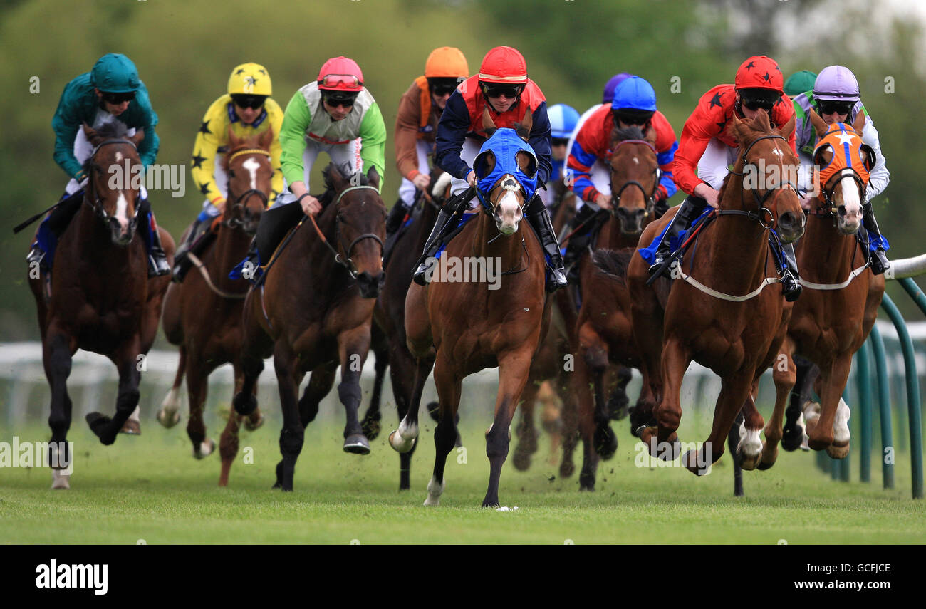 Horse Racing - Nottingham Racecourse. Horses in the Racing UK Handicap ...
