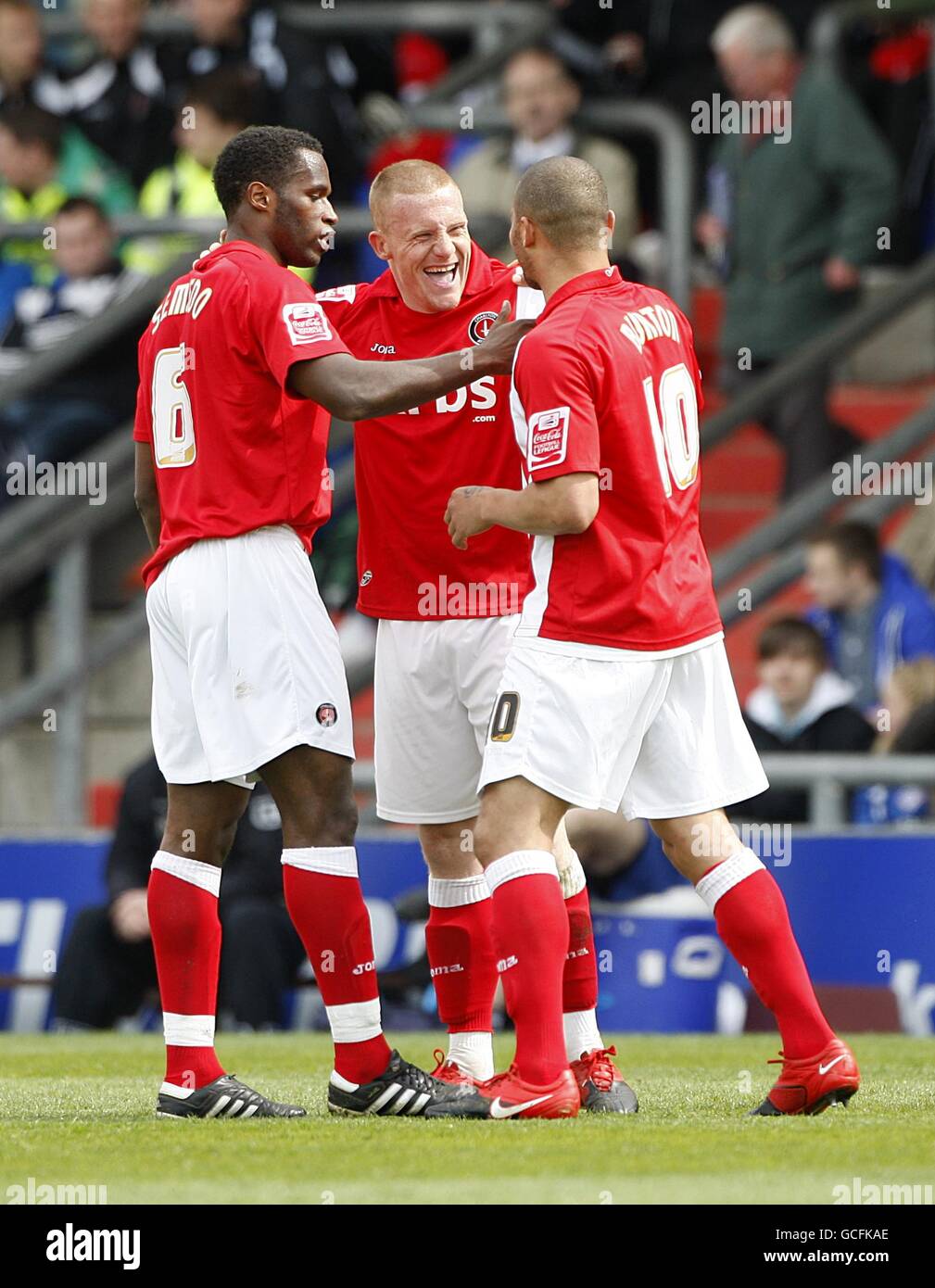 Charlton Athletic's Nicky Bailey (centre) celebrates scoring the ...