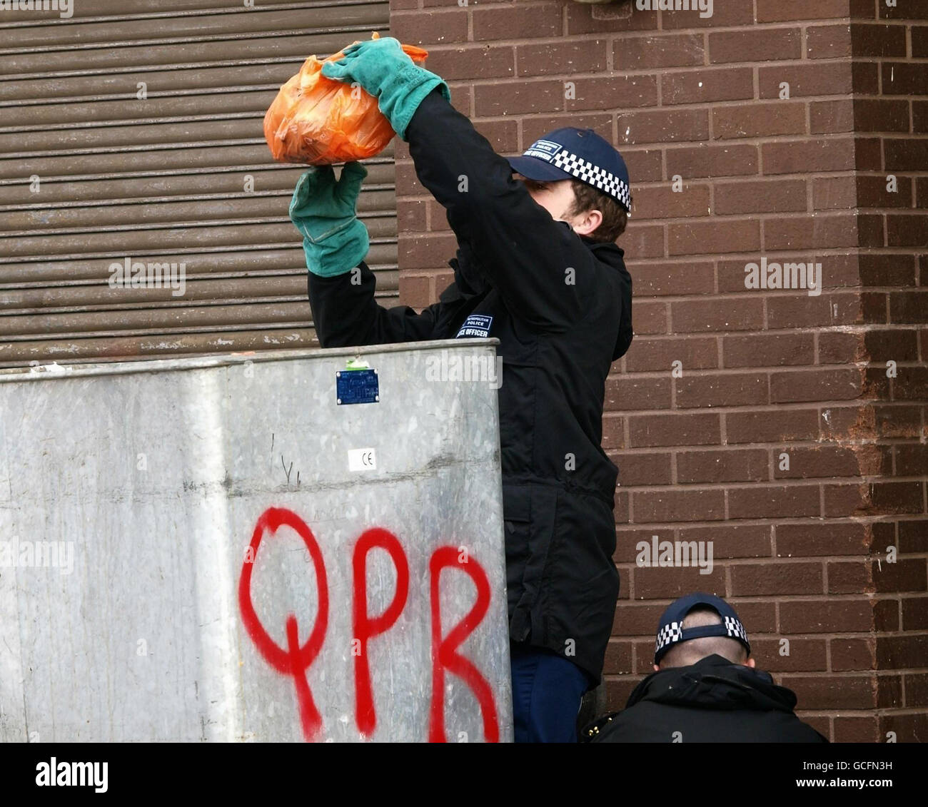 Pensioner stabbed to death Stock Photo - Alamy