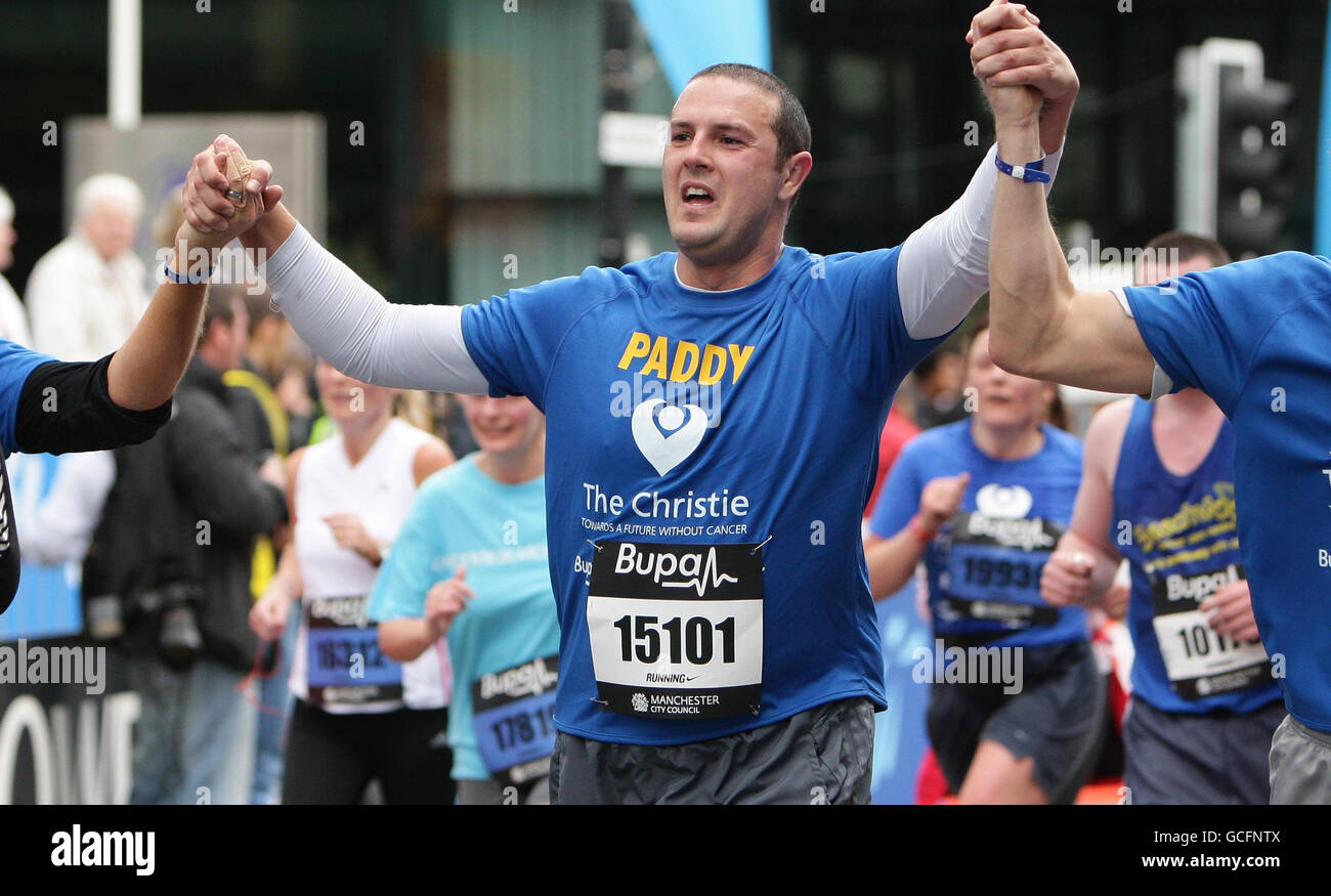 Athletics - 2010 BUPA Great Manchester Run Stock Photo - Alamy