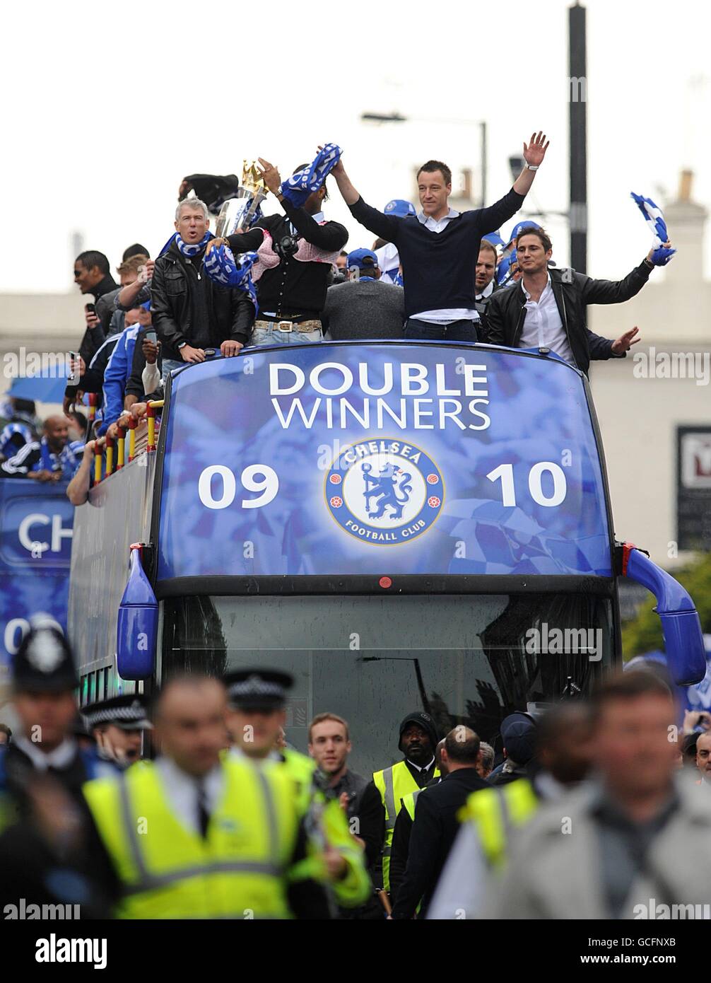 Soccer - Chelsea Victory Parade - Eel Brook Common Stock Photo - Alamy