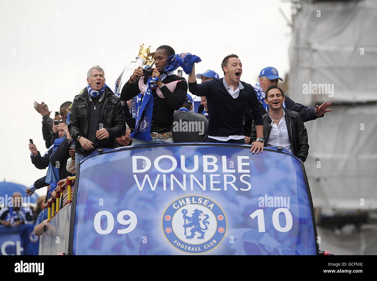 Soccer - Chelsea Victory Parade - Eel Brook Common Stock Photo - Alamy