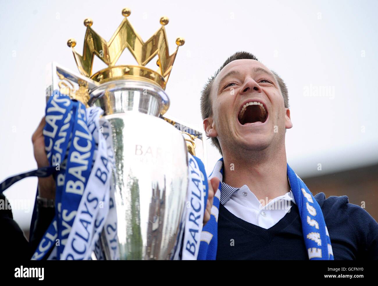 Soccer - Chelsea Victory Parade - Eel Brook Common Stock Photo - Alamy
