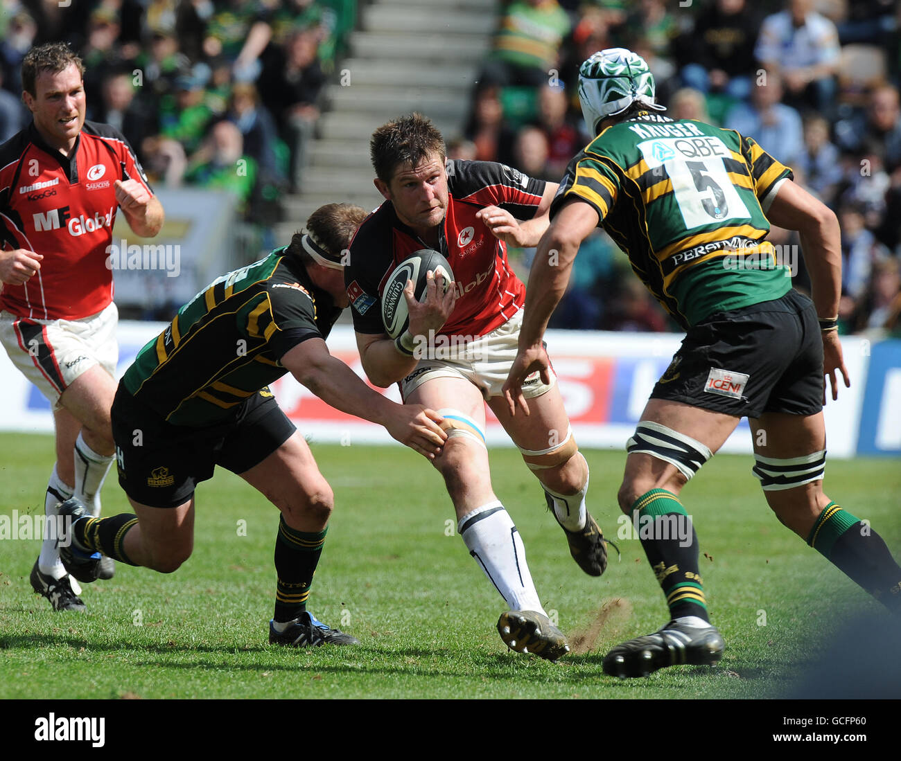 Northampton saints juandre kruger hi-res stock photography and images ...