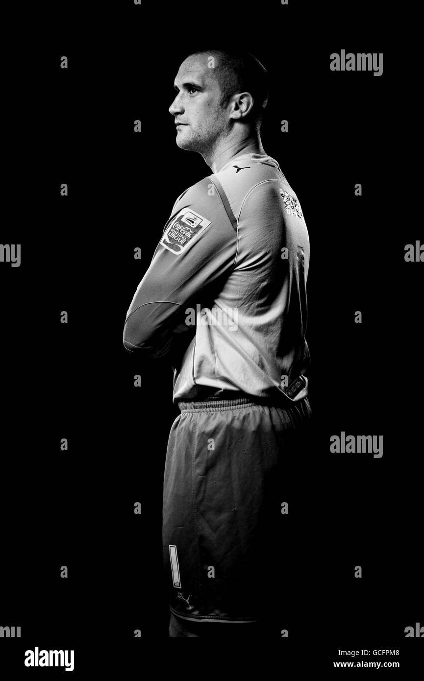 Morecambe goalkeeper barry roche Black and White Stock Photos & Images ...