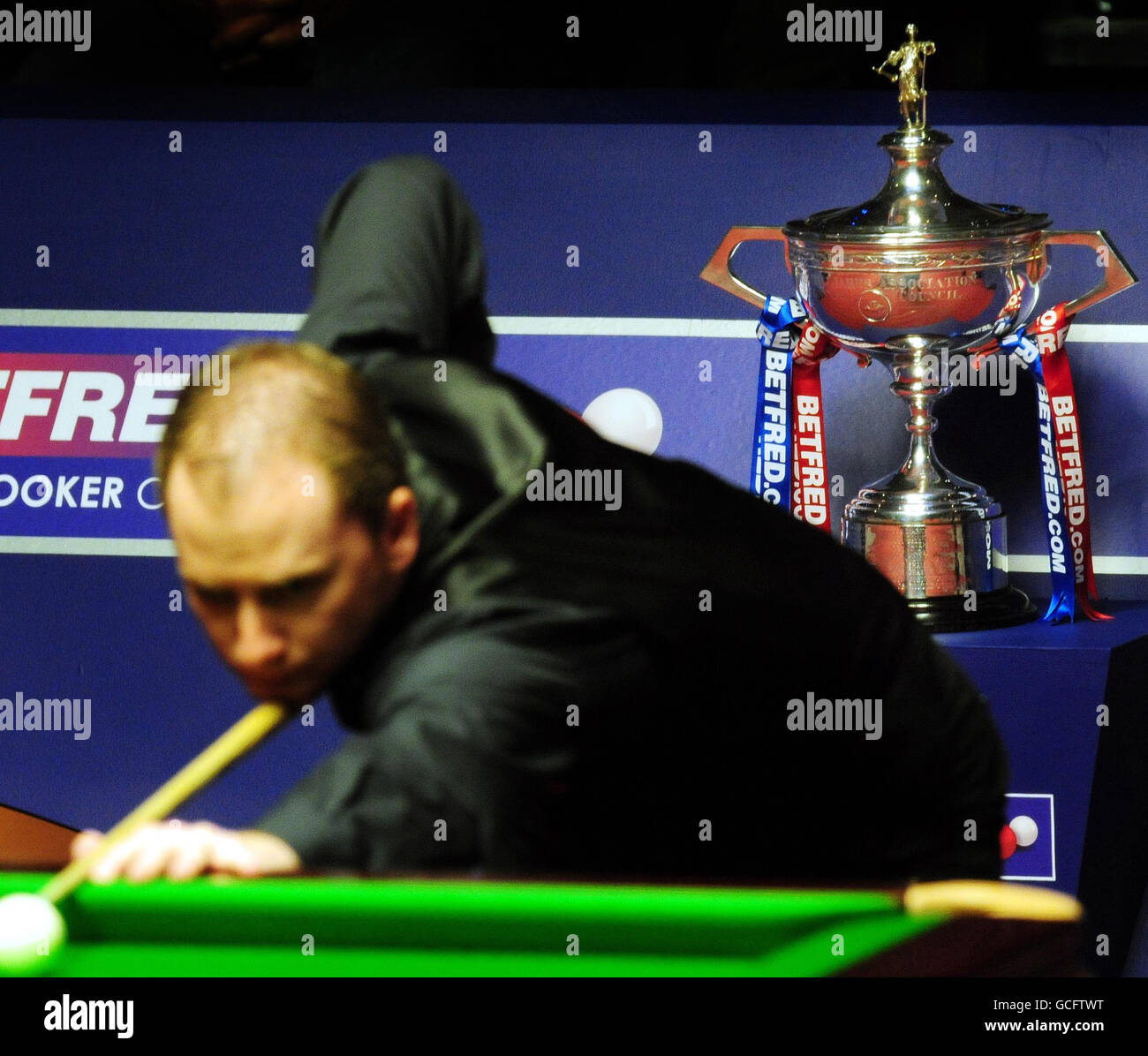 World snooker championships trophy hi-res stock photography and images ...