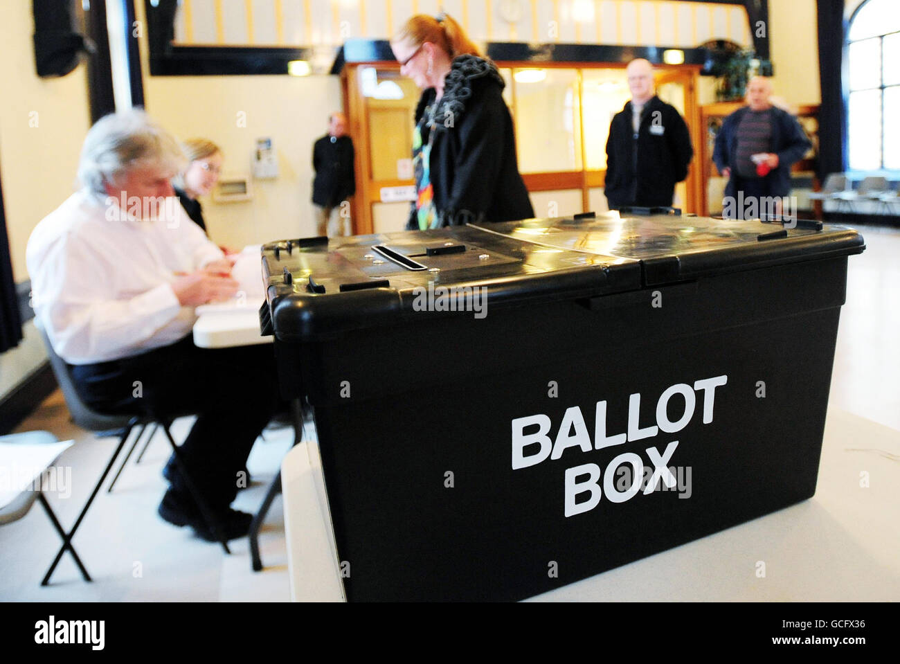 Voting at the polling station at market hall in swadlincote hi-res ...
