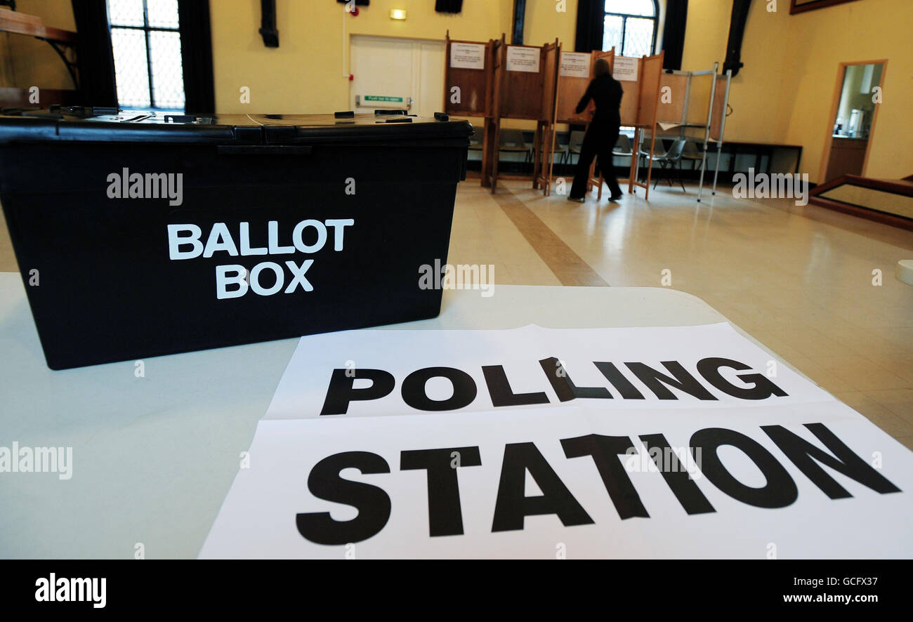 Voting at the polling station at market hall in swadlincote hi-res ...