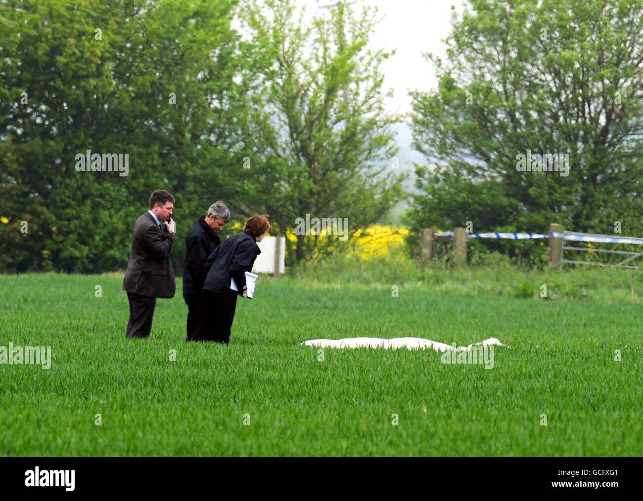 Injuring ukip candidate nigel farage and the planes pilot hi-res stock ...
