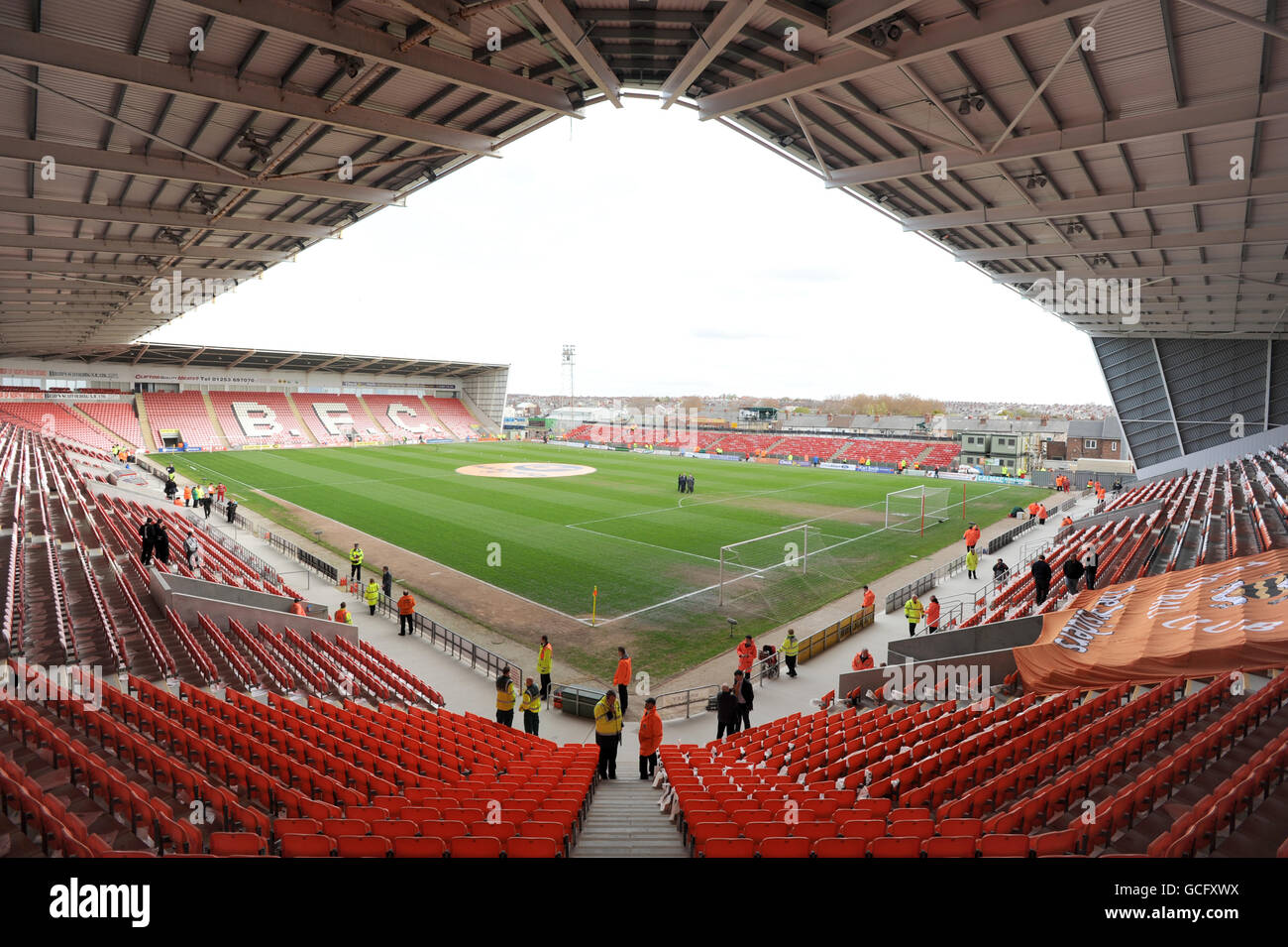 Soccer - Coca-Cola Football League Championship - Blackpool v Bristol ...