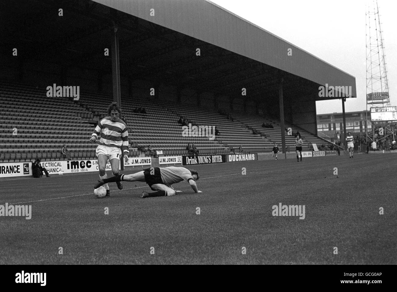 Don givens qpr hi-res stock photography and images - Alamy