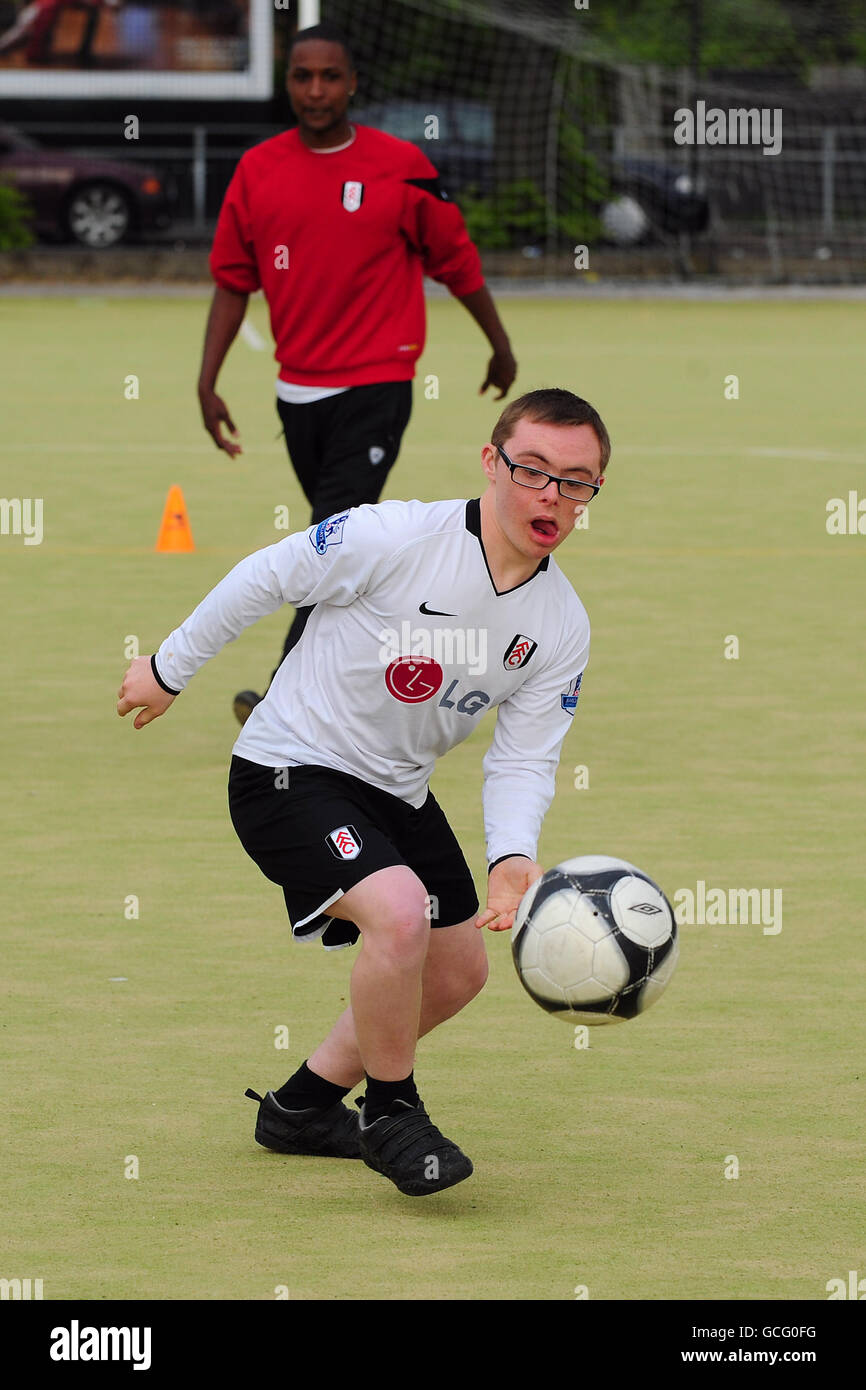 Raynes park school hi-res stock photography and images - Alamy