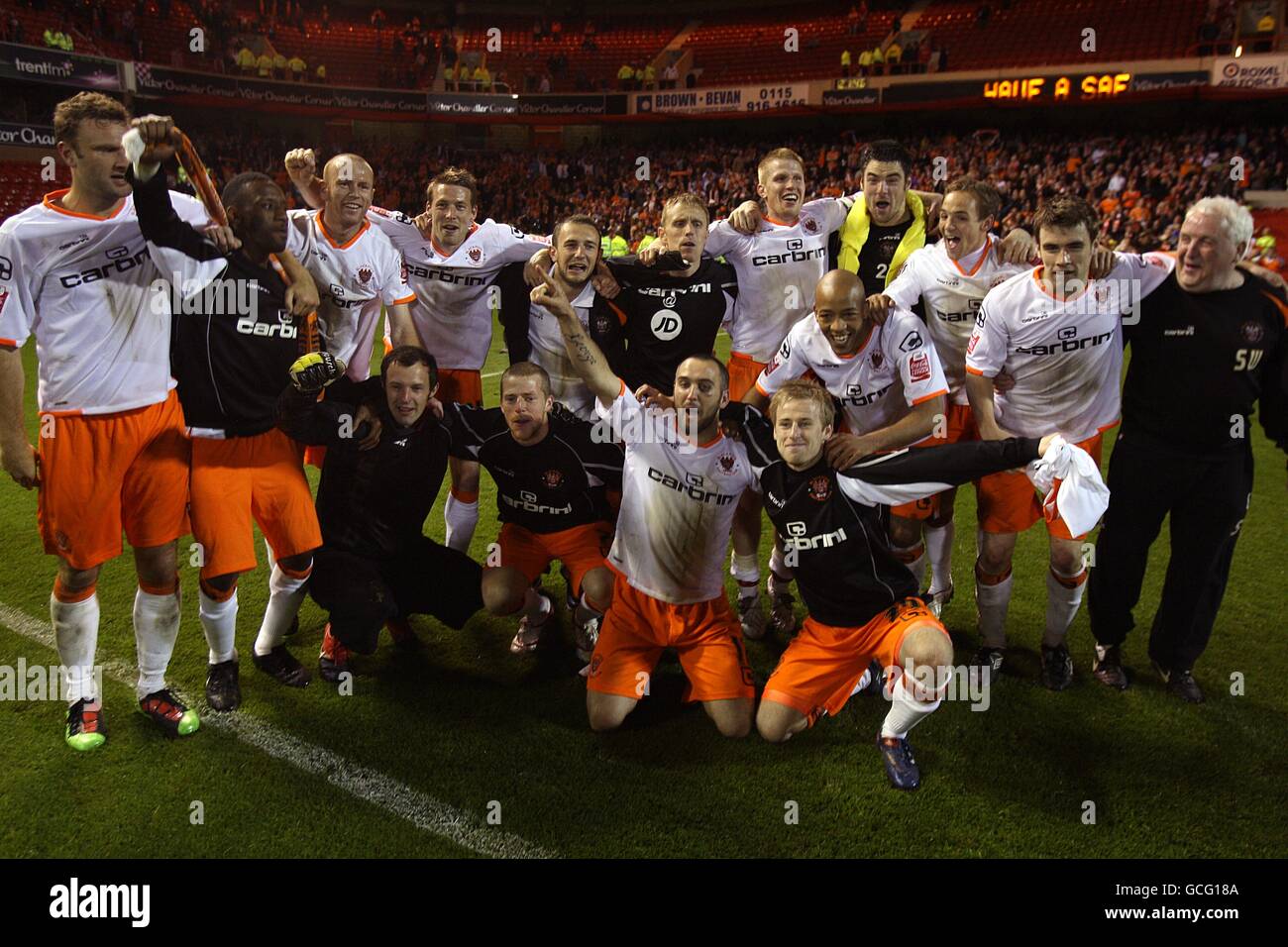 Blackpool players celebrates making it to the play off final after the ...