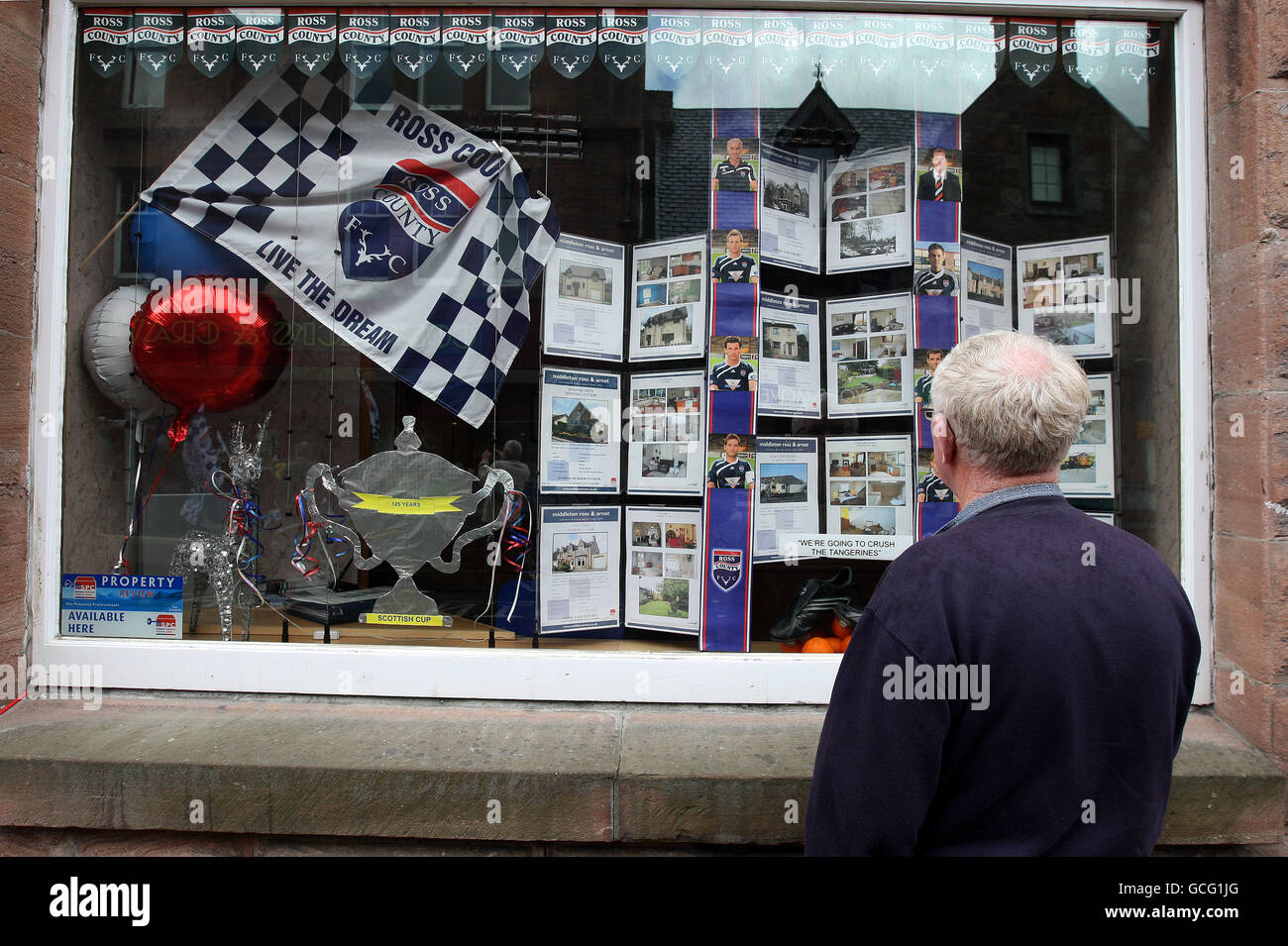 Dingwall high street hi-res stock photography and images - Alamy