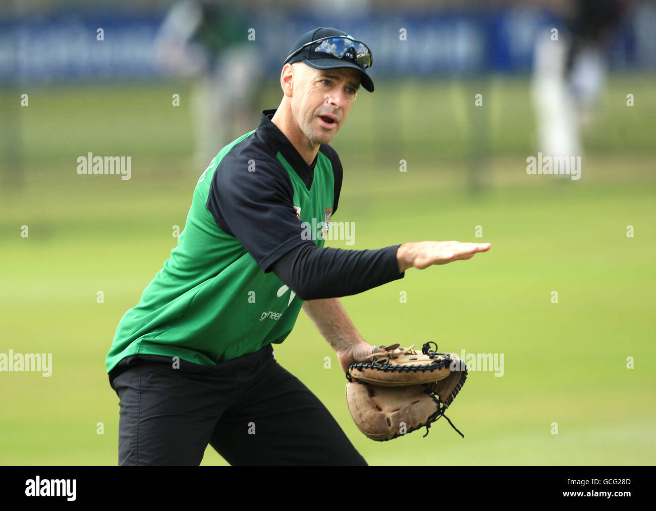 Bangladeshs coach jamie siddons hi-res stock photography and images - Alamy