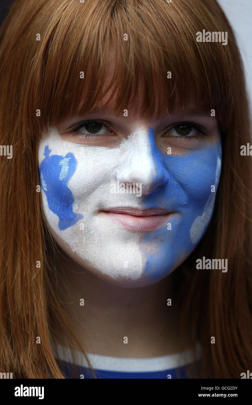 Chelsea fan with face paint in the stands hi-res stock photography and ...