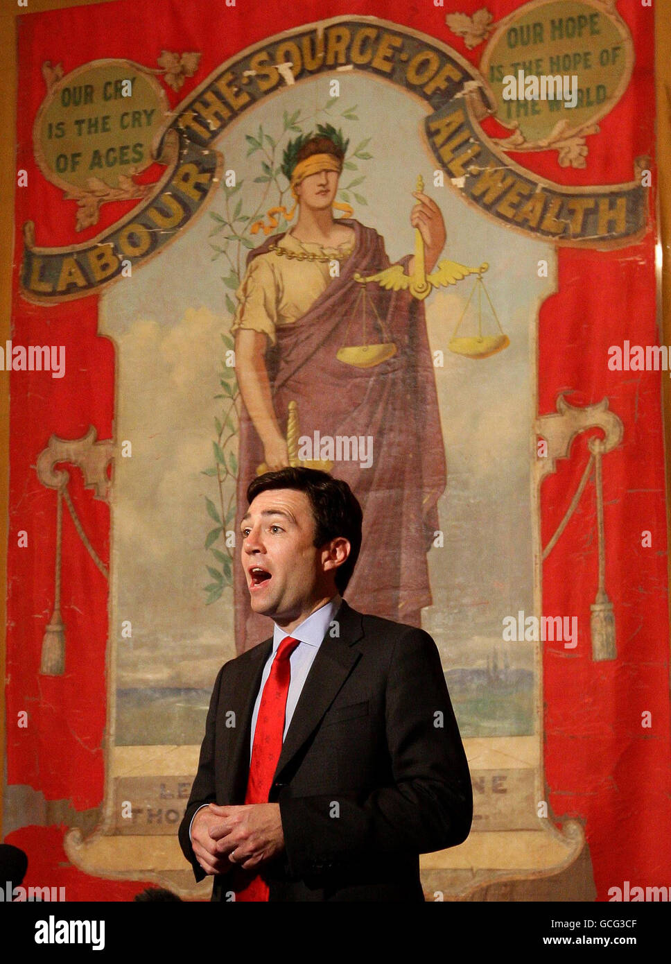 Labour MP Andy Burnham launches his bid to run for the role of leader ...