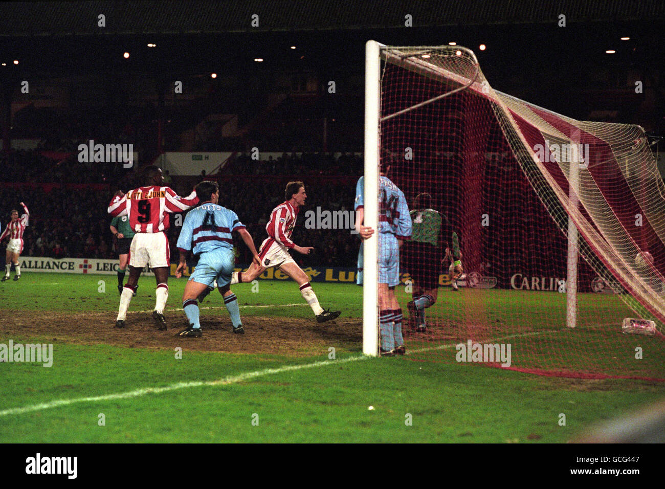 Sheffield United's Brian Gayle (not in picture) scores Sheffield United ...