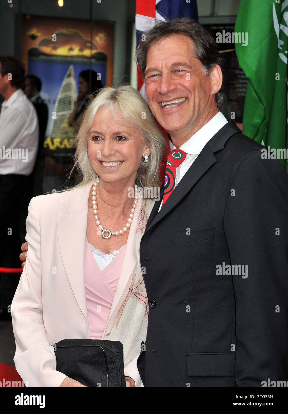 Susan george husband simon maccorkindale hi-res stock photography and ...